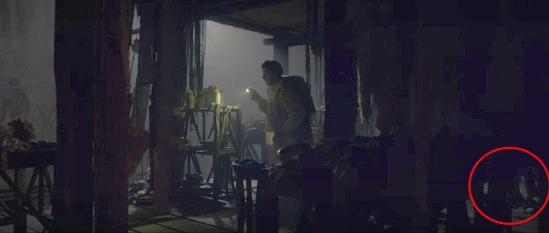 Moon Knight 1X04, ancora un membro dello staff in scena per errore!