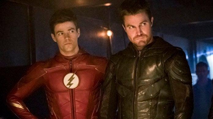 Stephen Amell condivide la prima foto sul set con Grant Gustin dopo l ...